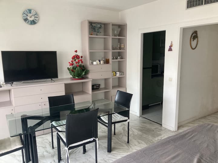 Beach Apartment Next To Sea + Swimming Pool On Top - Nizza