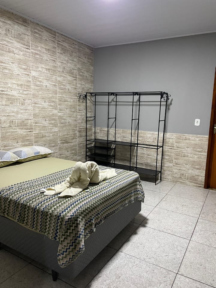 Kitnet - Vila Isa. - Governador Valadares