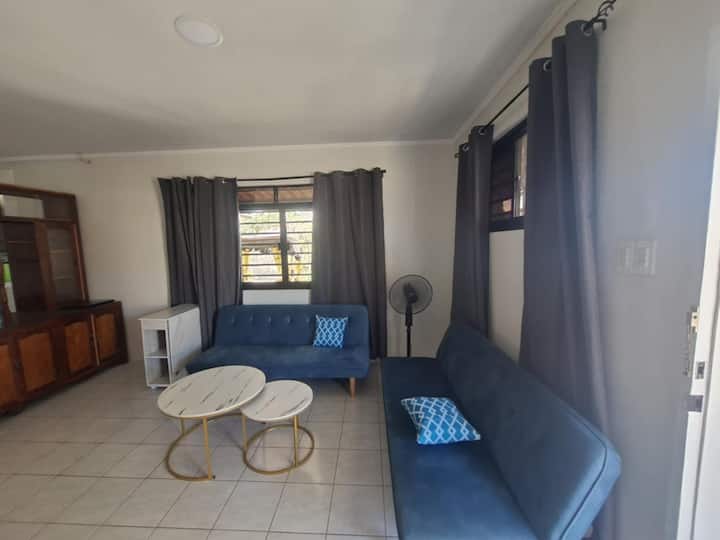 Gabu's Suite House - Laoag