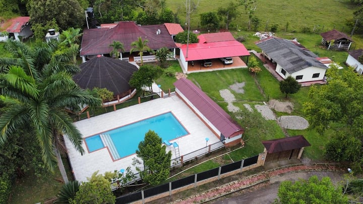 Casa Quinta Colombianita Apiay - Villavicencio