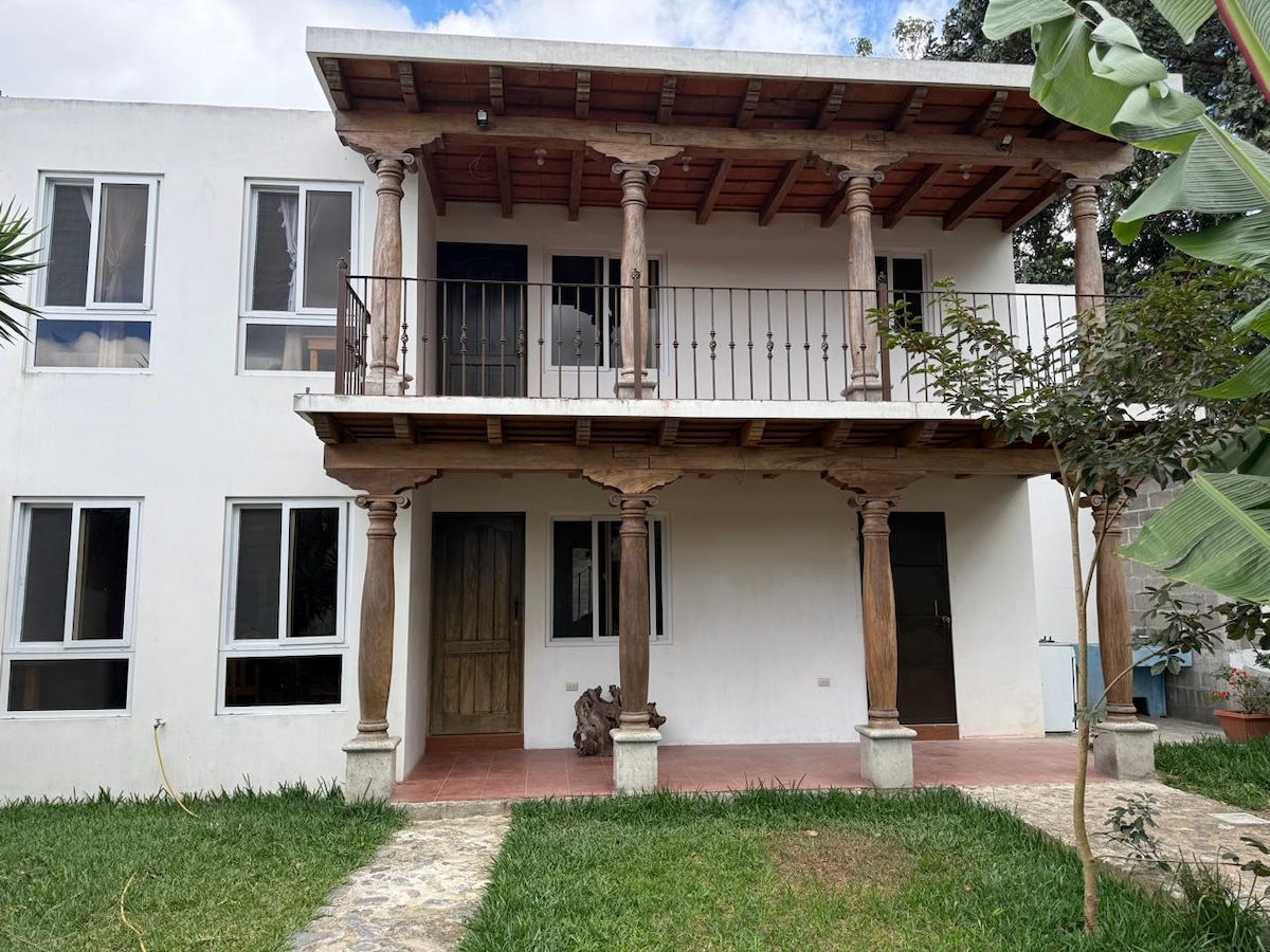 maison de Loly - Maisons à louer à San Pedro Las Huertas, Sacatepéquez ...