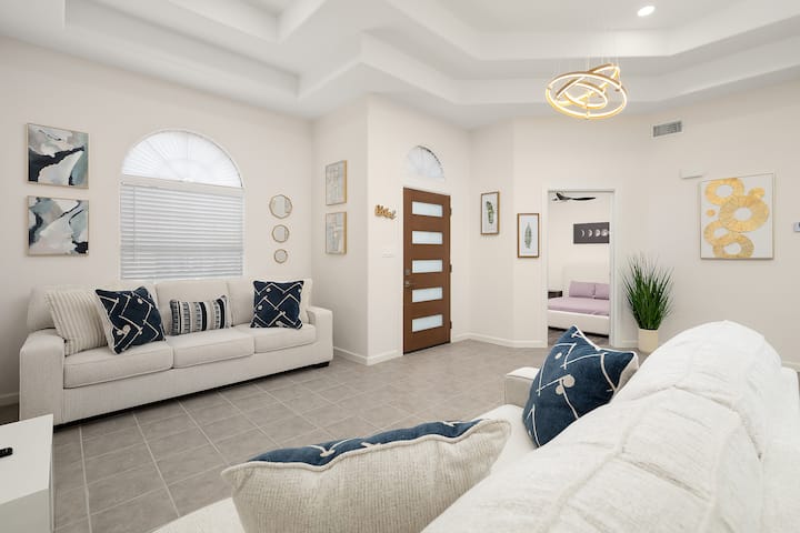 Warm & Welcoming Home | Minutes From Everything - Mission, TX