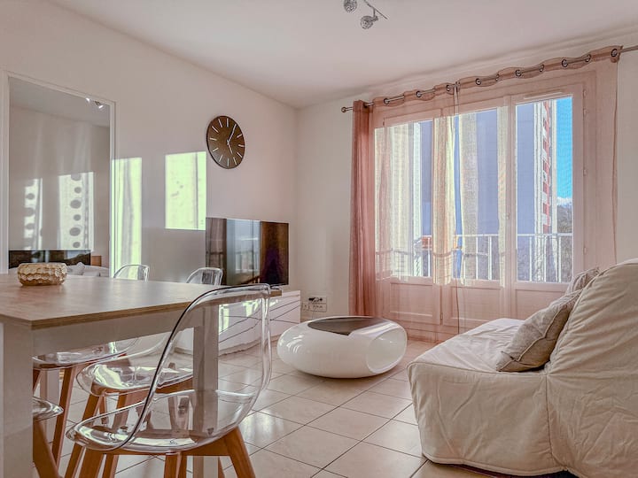 Le 19 Lavigne | Parking - Grenoble