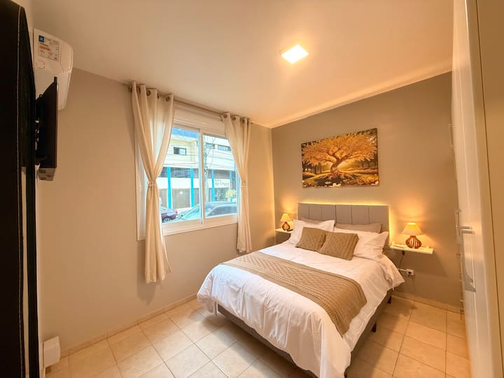 Apto Térreo No Centro •200m Mar• Garagem• Sacada - Capão da Canoa