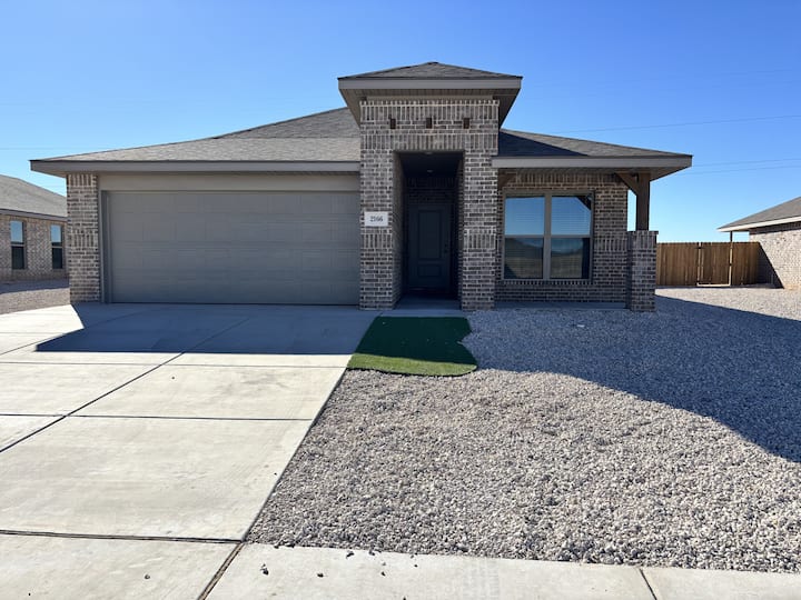 Spacious 4br Lubbock Home Near Tech - Lubbock, TX