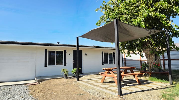 Cozy Cottage Near Sequoia And Lake Kaweah - California