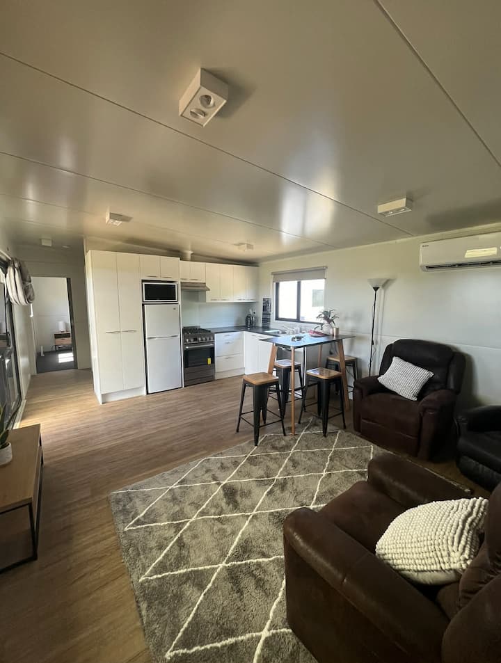 The Stables On Pakowhai, Pet Friendly Retreat - Hastings