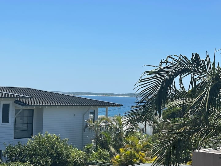 Ocean View Holiday Home - Cronulla