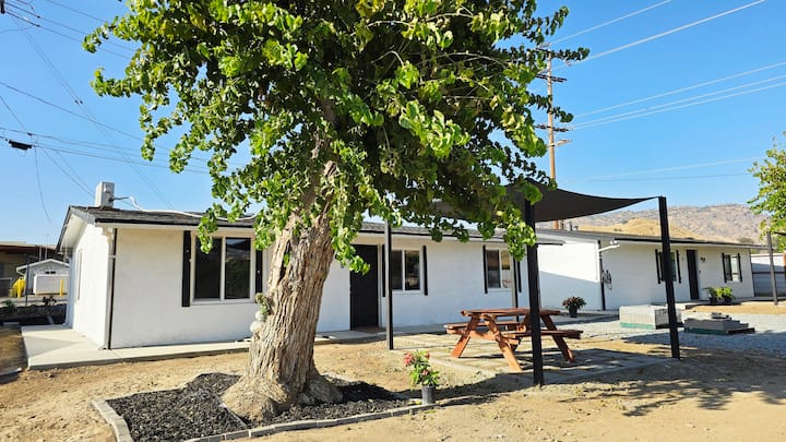 Unit B. Cozy Cottage Near Sequoia And Lake Kaweah - Sequoia National Park