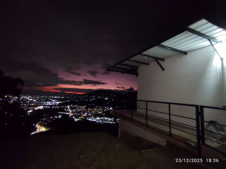 Cabaña En San Isidro - Santa Rosa de Cabal