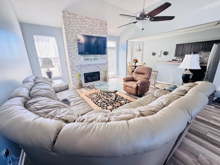 Grove Haven – 4br Near Snowden Grove | Sleeps 10+ - Southaven, MS