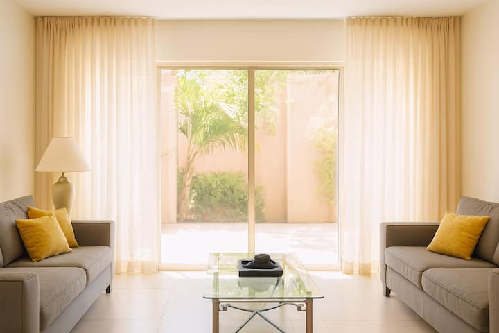 Near Beach & Atlantis | 2br Paradise Island + Pool - The Bahamas