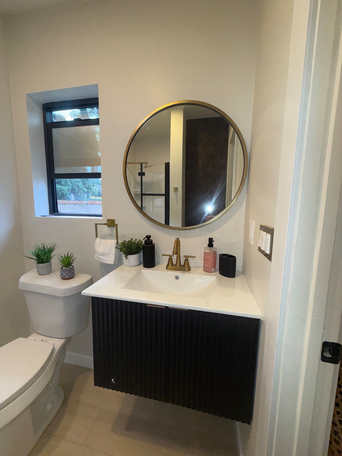 Estudio amueblado | Elegante moderno | Centro de CV - Casas de ...