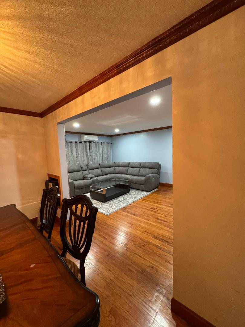 Near JFK, Beautiful Long Island neighborhood - Houses for Rent in ...