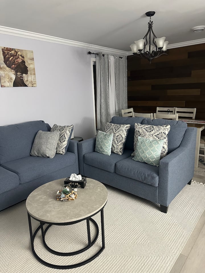 Cozy & Stylish 3-bedroom For Families & Friends - 聖約翰