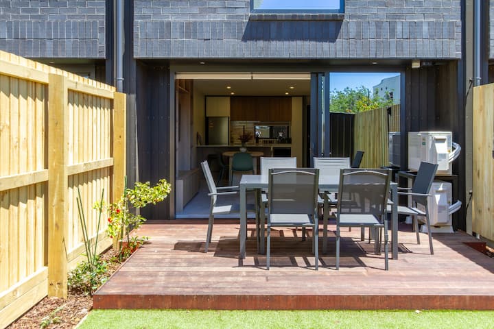 Designer Gated Townhouse | Carpark | Sleeps 6 - Nouvelle-Zélande