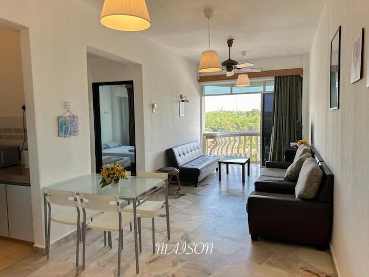 Seaview Homestay At Pd | Walk 1 Min To The Beach - Port Dickson