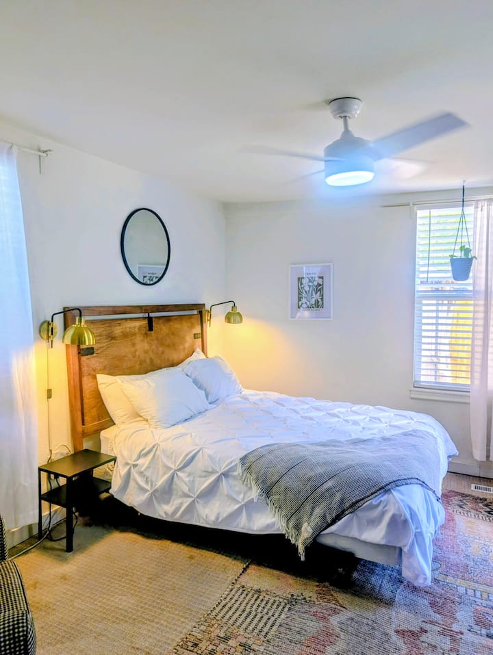 Clean And Simple Private Studio - Berkeley - Denver