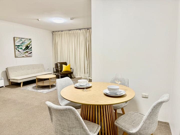 Stylish Downtown Sydney Apt Near Darling Harbour - North Sydney