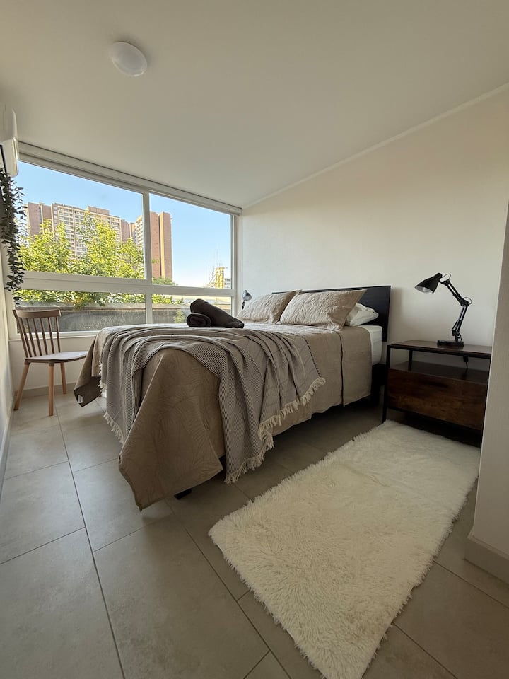 Cercano A Metro|aire Acondicionado| Piscina|gym - Chile