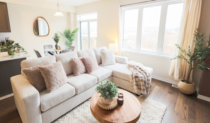 Casa Bougie | 10 Mins To Falls - Niagara Falls