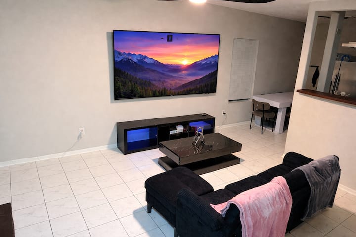 2br Condo Near Galleria, River Oaks, Nrg - Houston, TX