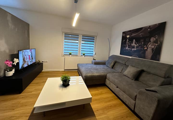 Apartment Mit Wintergarten, Central - Enschede