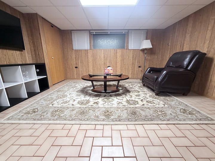Private Suite On Tranquil Chicago Street. Easy Ord - Chicago