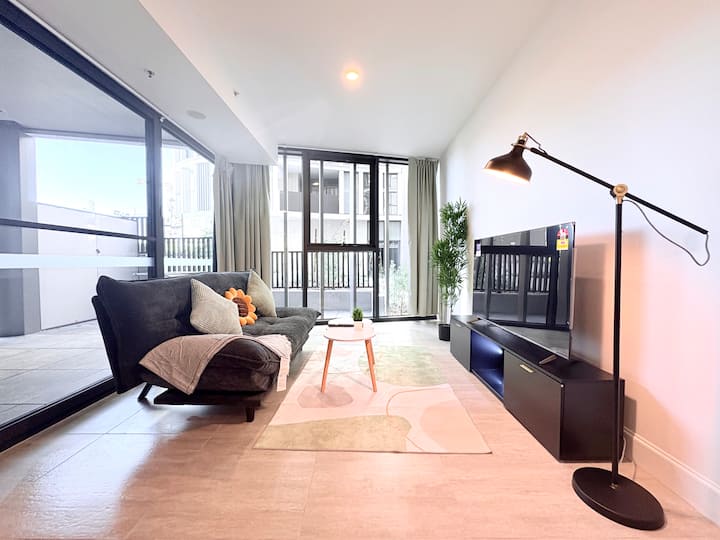 Brand New 1b，swimming Pool & Gym，canberra Center. - Canberra