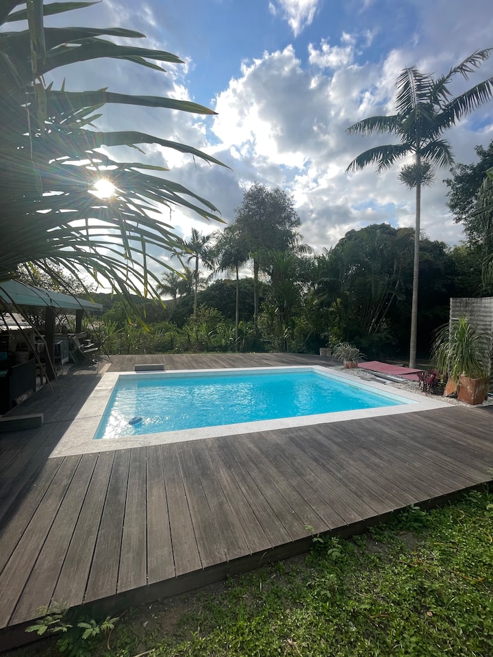 Havre De Paix Avec Piscine Privée à Robinson - New Caledonia