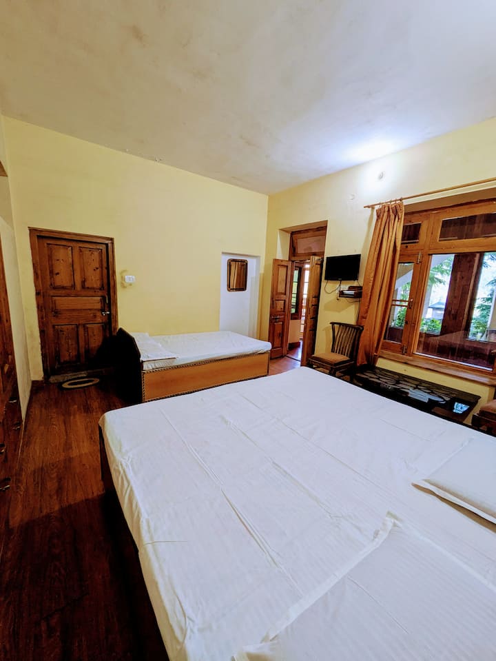 Sahil Cottage/rana House/two Double Bed - Dalhousie