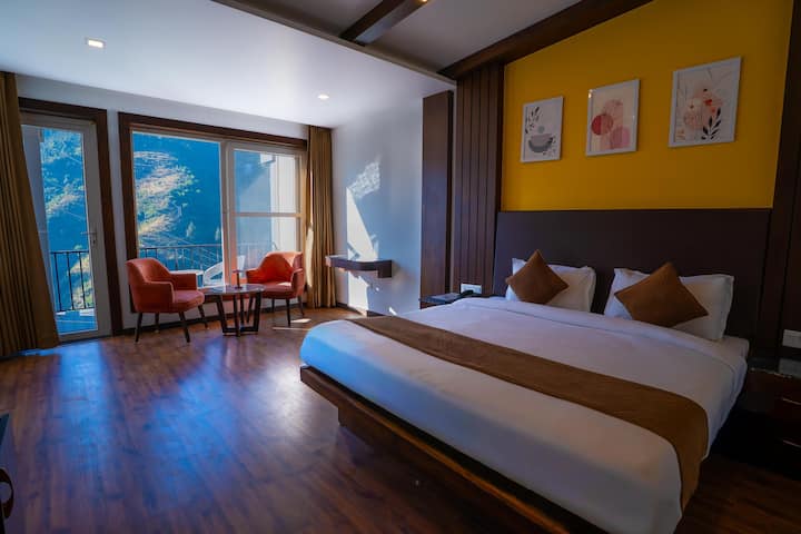 Scenic Valley Stay Near Mussoorie Lake - Mussoorie