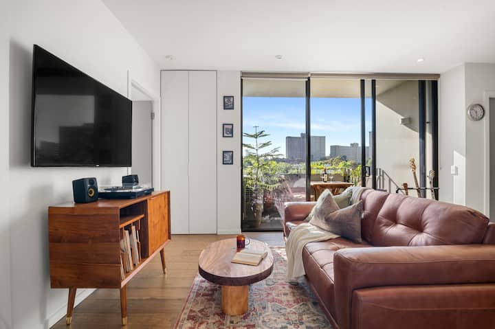 The Italian Library: Amazing Views + Free Parking! - Australie