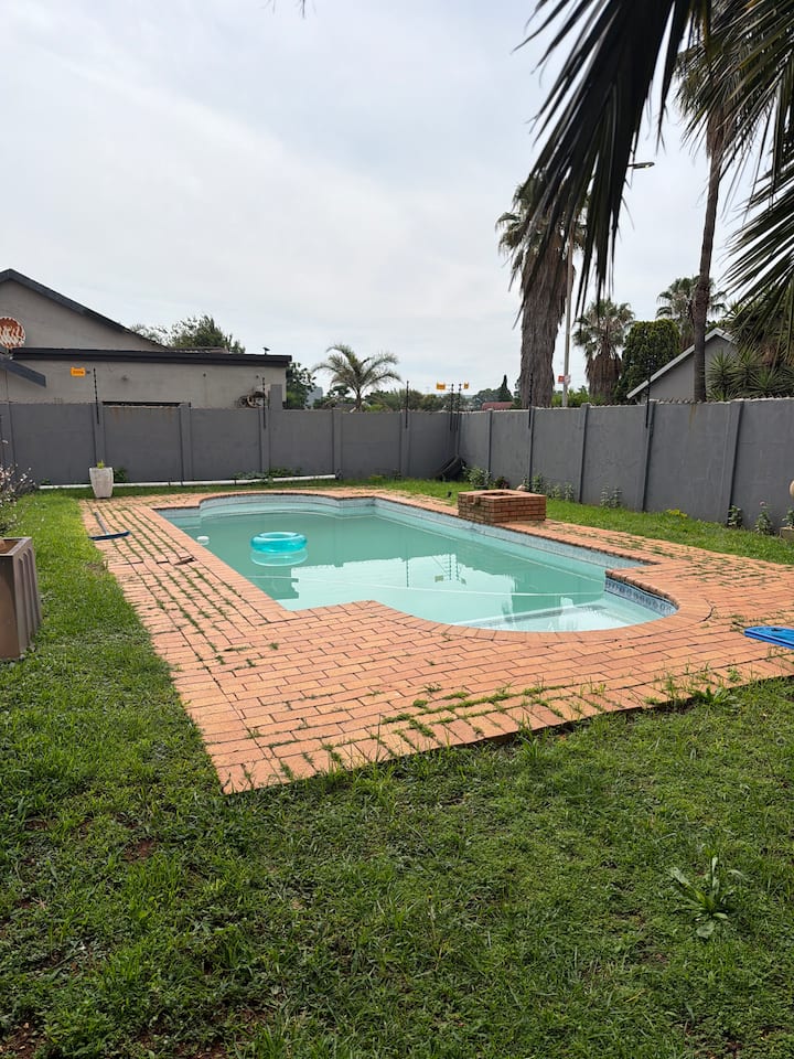 A Very Nice And Spacious House, Very Quite Area. - Lenasia