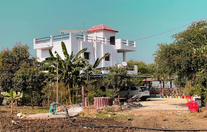 Whispers Of Nature | A Tranquil Farm Stay - Vidisha