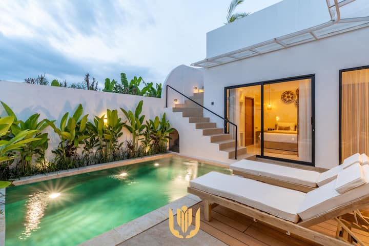 Comfy 2br Villa W/ Rooftop Near Savaya, Uluwatu - Indonesia
