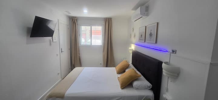 Mny 11 Apartment Connencting Airport & Center City - L'Hospitalet de Llobregat