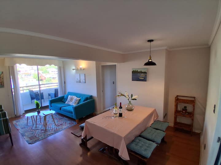 Dos Estacionamientos, Piscina, Quincho, Terraza. - Quilpué