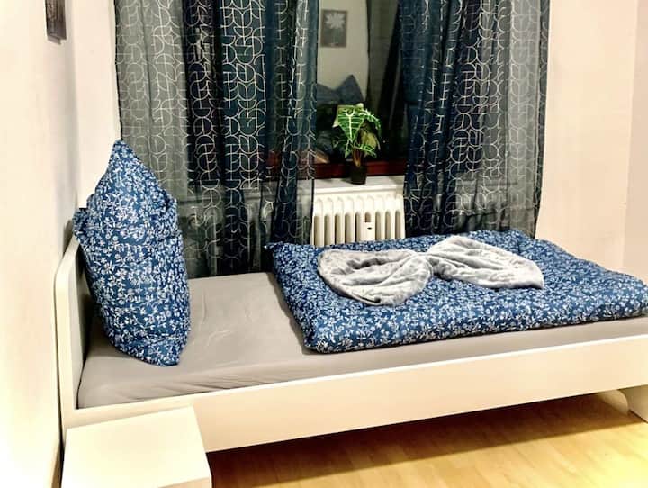 Kr16a Schickes Apartment Für Arbeiter - Krefeld