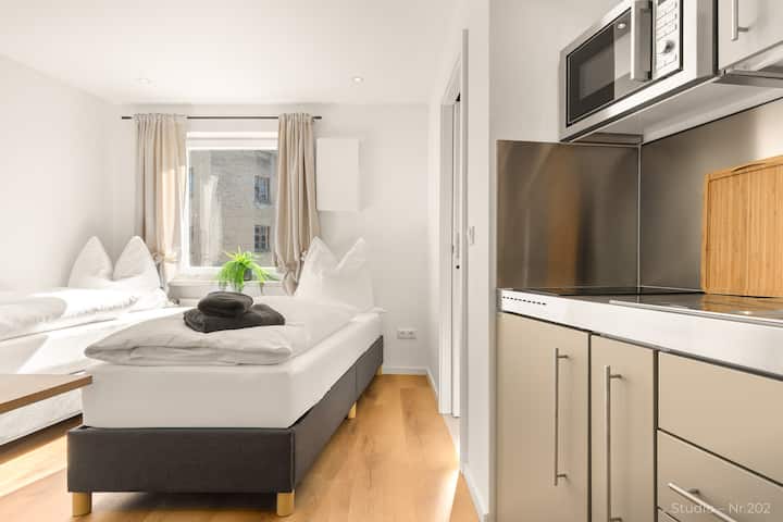 Appartement-design-salle De Bain Privée-vue Sur Pa - Bad Aibling