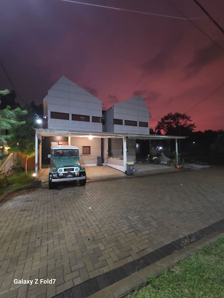 Omah Lereen Cimanggis @ Cimanggis Eco Town A-12 - Cibubur