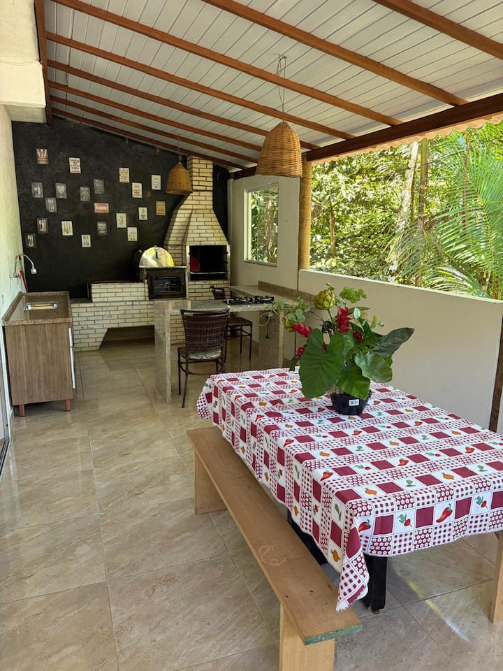 Cantinho Amarelo Aconchegante – 15 Min Trindade - Trindade