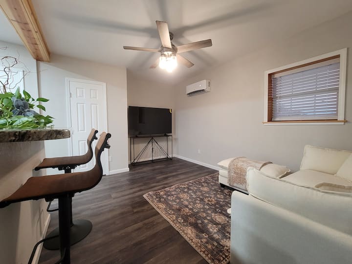 Firehouse Apt D - Brownwood, TX