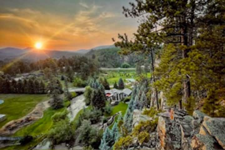 Cliff View Hideaway - Pactola Lake, Rapid City