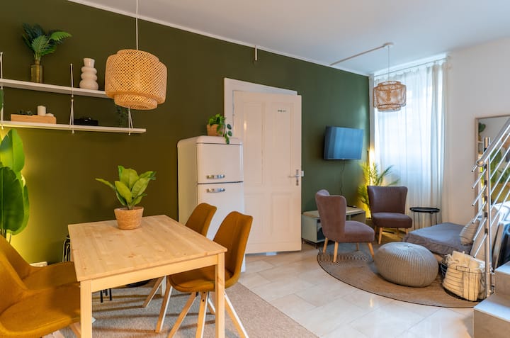 Urban Design-apartment Für 9 Gäste In Kreuzberg - Berlin