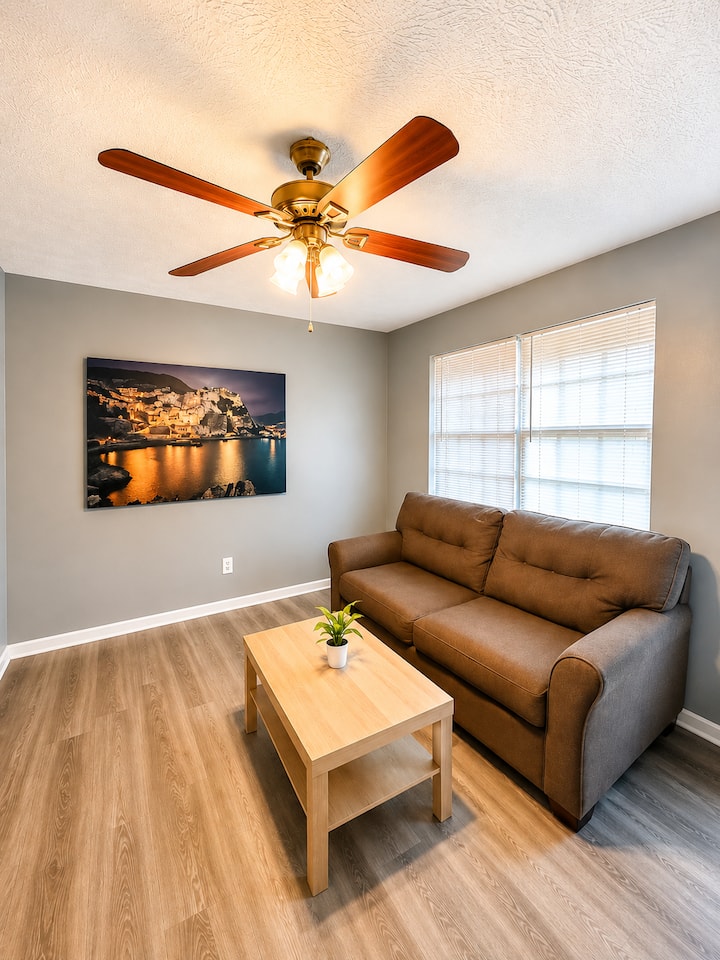 3 Br Cozy, Quiet Home 25+min From Airport/downtown - Forest Hills (Georgia)