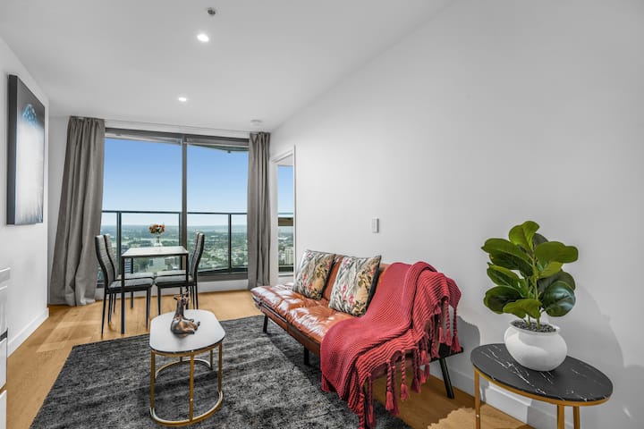 Sky Apartment With Bay View In Cbd With Pool & Gym - Melbourne