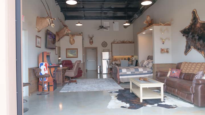 Legacy Trail Wildlife Suite - Tyler, TX