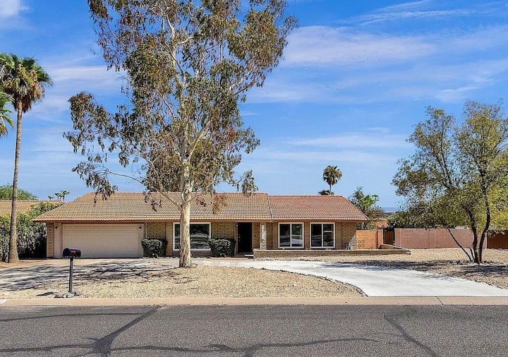 Updated Ranch W Hot Tub 15 Min To Cubs Park - Fountain Hills, AZ