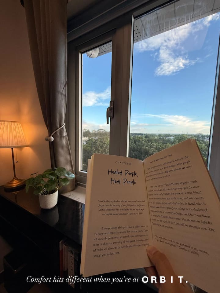 Message Us And Experience Slow Living In ＯＲＢＩＴ. - Naic